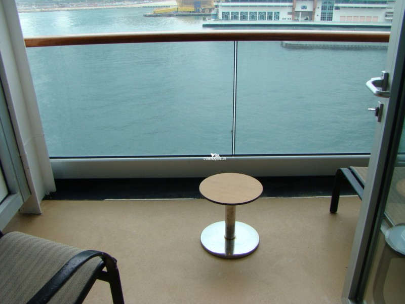 Volendam Vista Stateroom