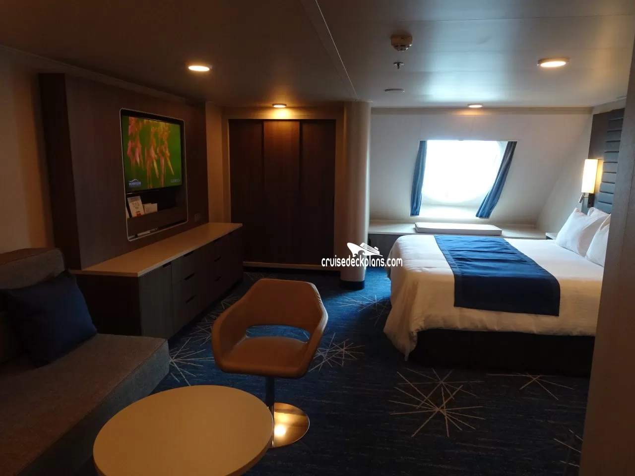 NCL Joy Family Oceanview Forward xx700 - Norwegian Cruise Line - Cruise ...