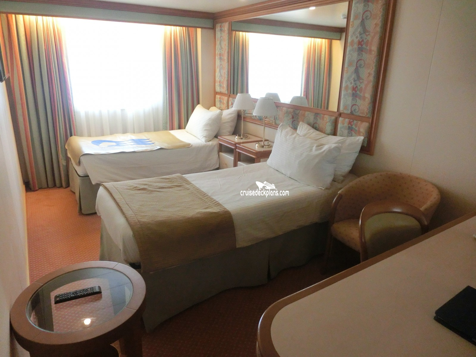 Sapphire Princess Cabin P306