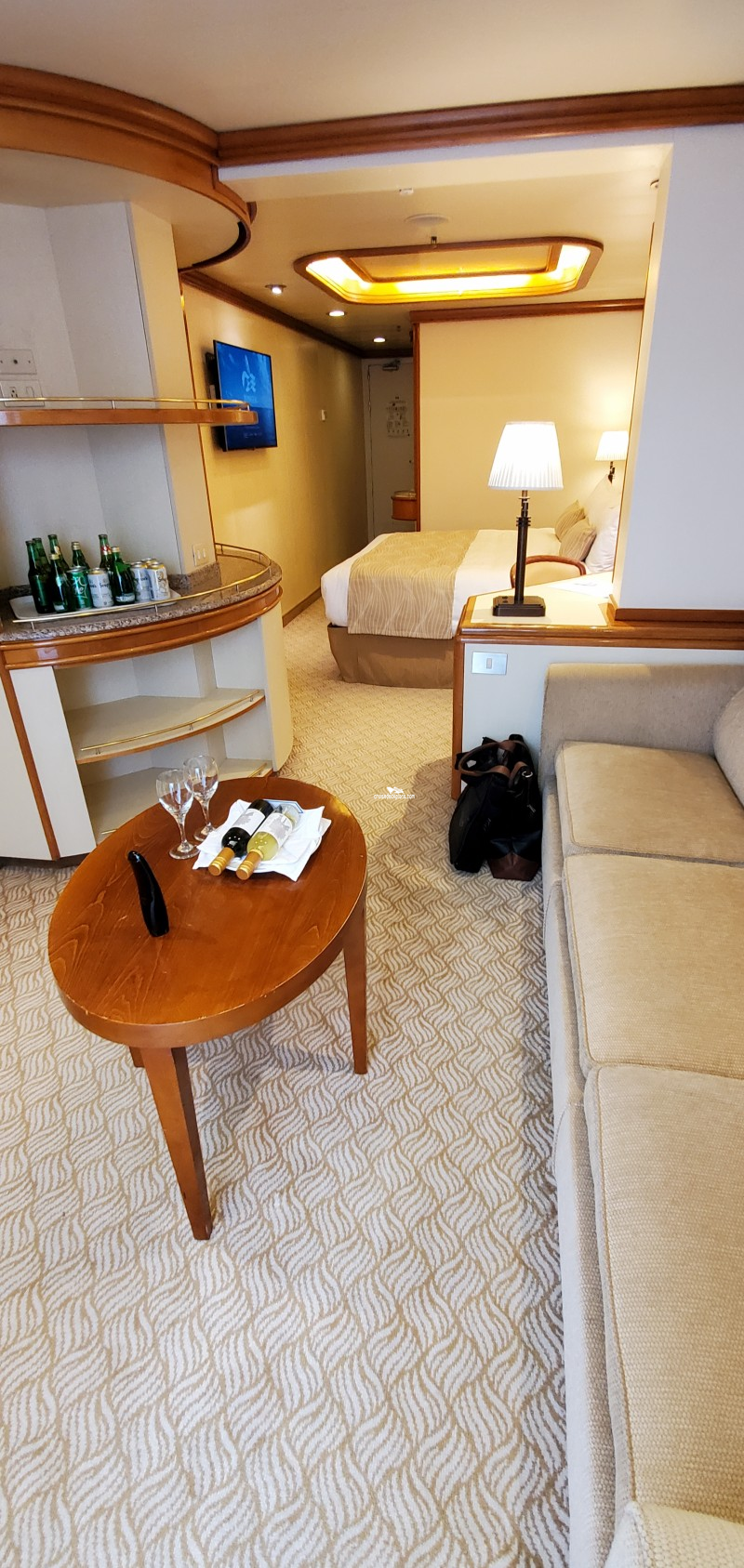 Grand Princess Mini-Suite Stateroom Details