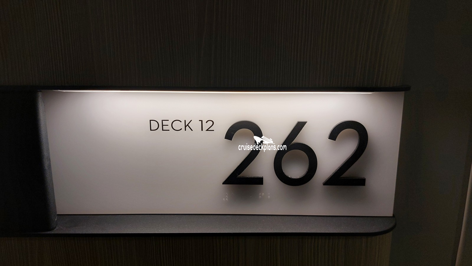 Celebrity Apex Cabin 12262