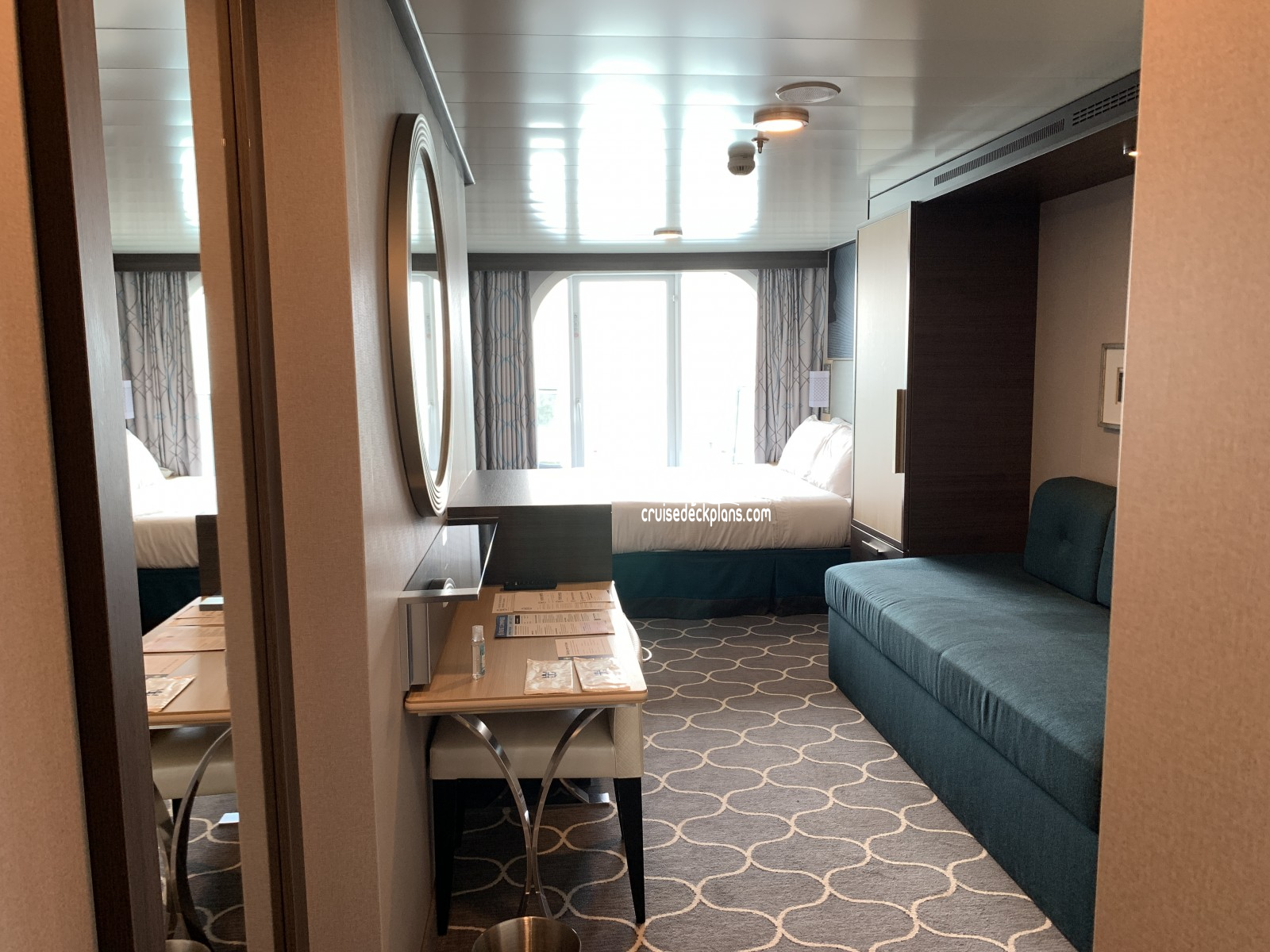 Cabin 8278 Symphony of the Seas Stateroom