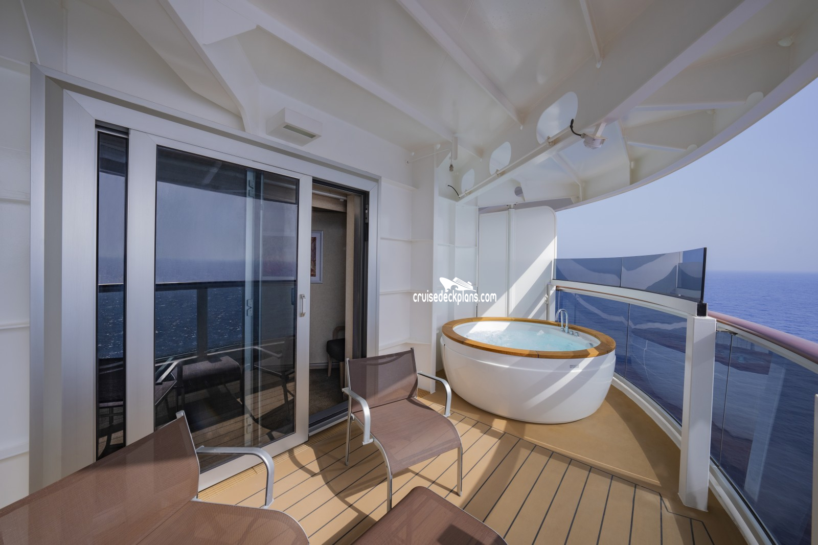 MSC Seascape Suite with Whirlpool Bath Details and Pictures