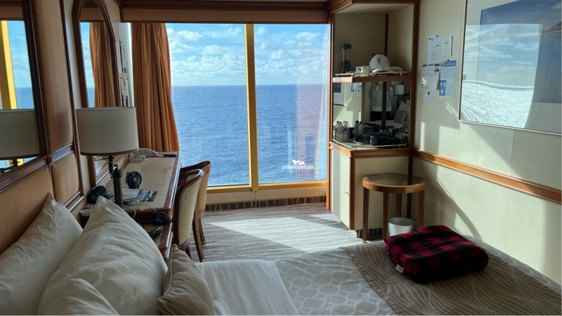 Cabin L303 Grand Princess Stateroom