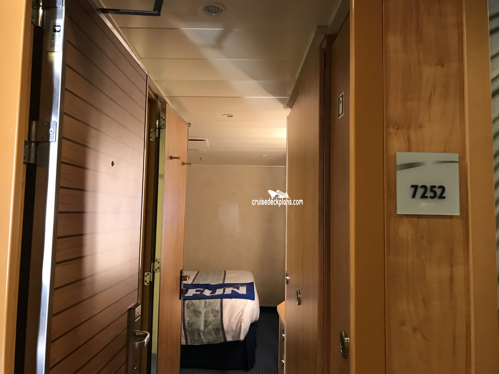 Carnival Radiance Cabin 7252