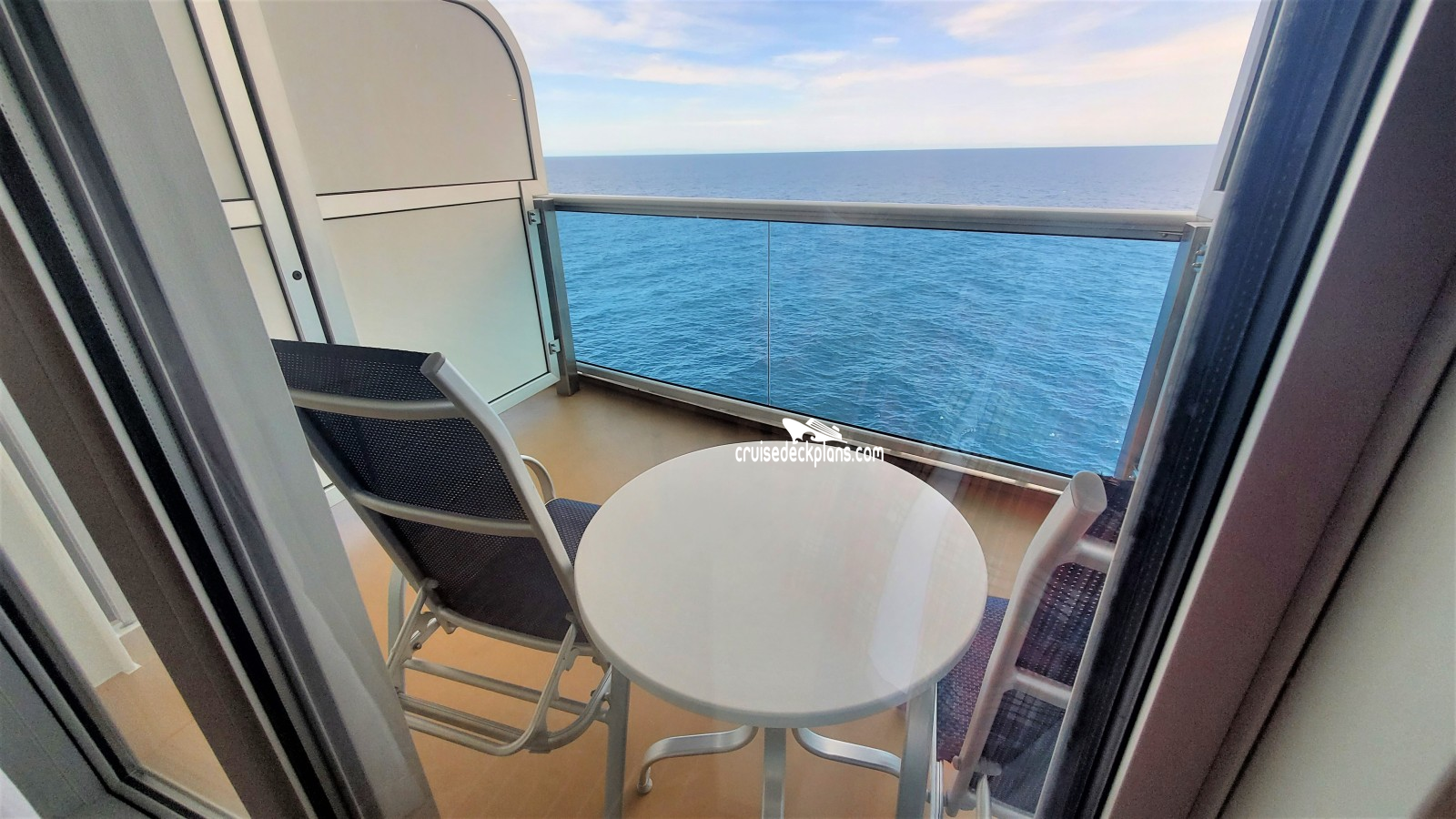 Discovery Princess Cabin R415