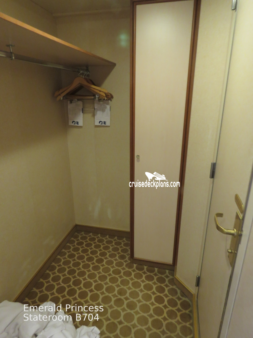Emerald Princess Cabin B704