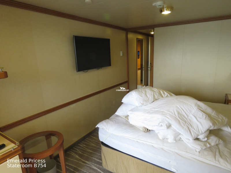 Stateroom B754 Emerald Princess