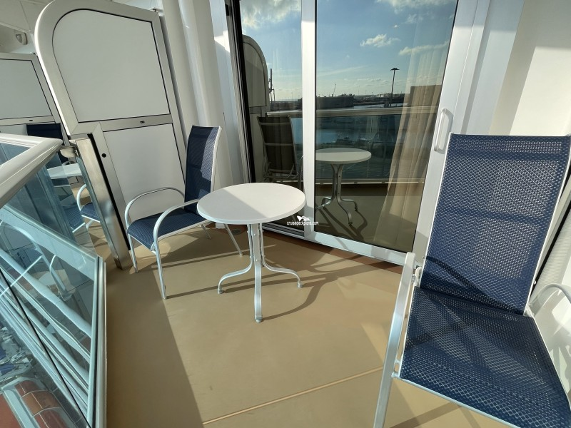 Stateroom R410 Enchanted Princess