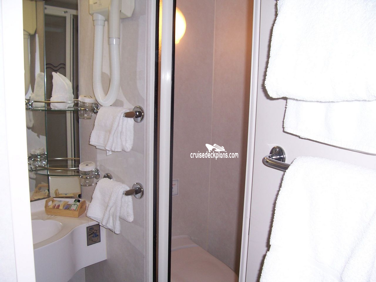 Norwegian Spirit Cabin 9501