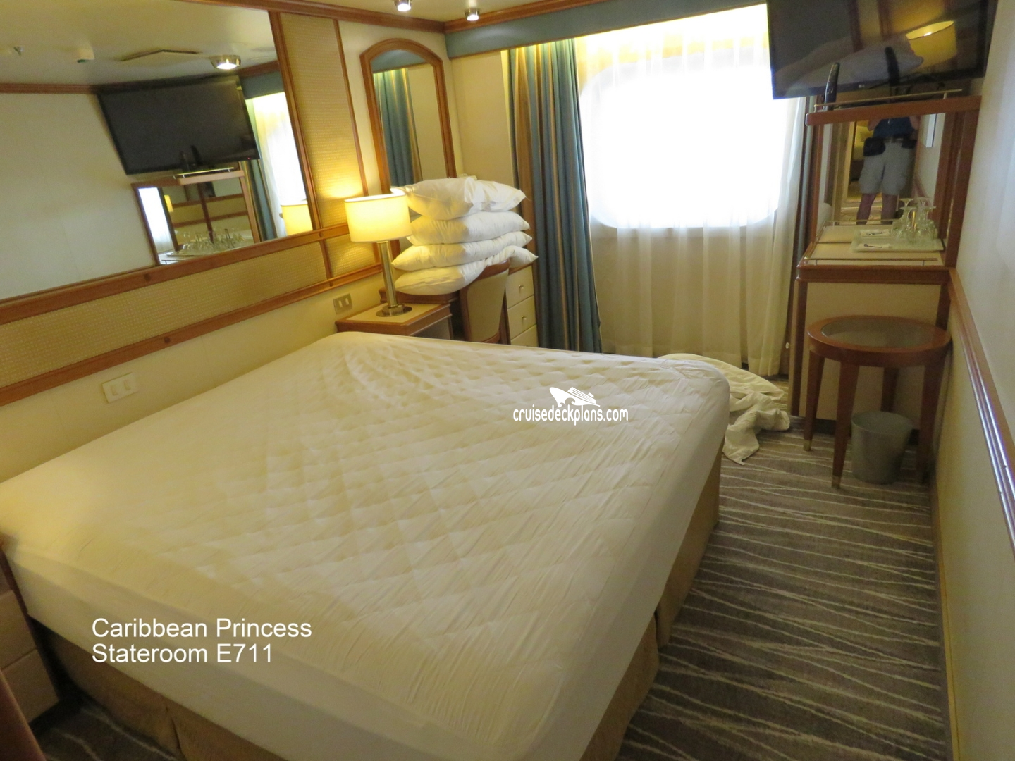 Caribbean Princess Cabin E711