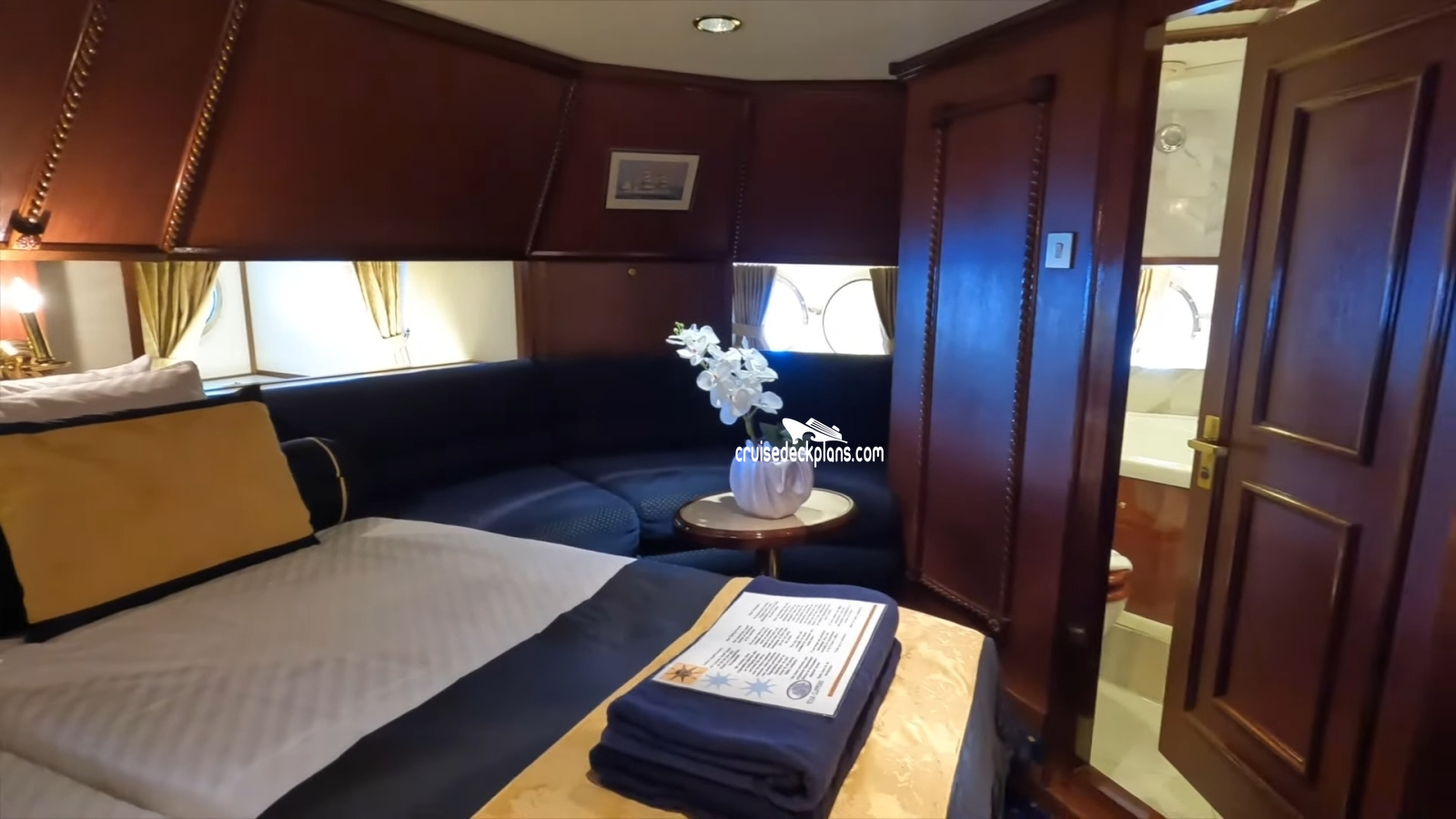Star Clipper Owners Cabin Details and Pictures