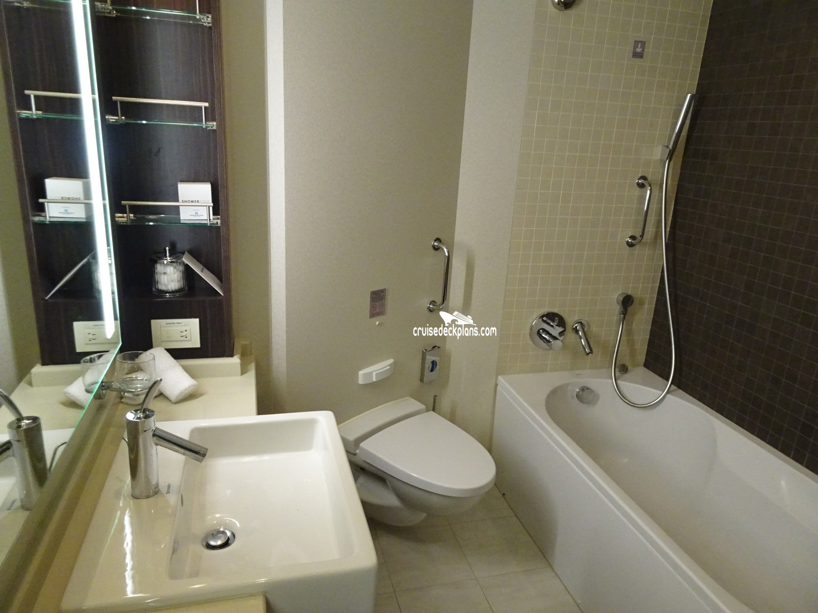 Norwegian Star Cabin 12012
