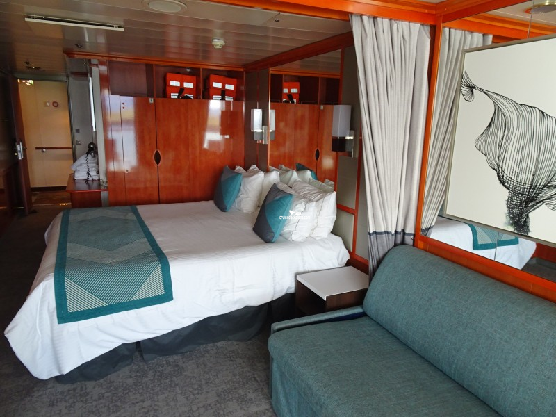 Norwegian Star Club Suite Stateroom