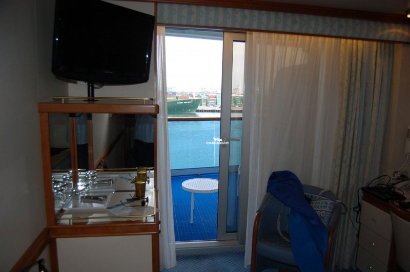 Stateroom C753 Golden Princess