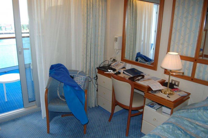 Stateroom C753 Golden Princess