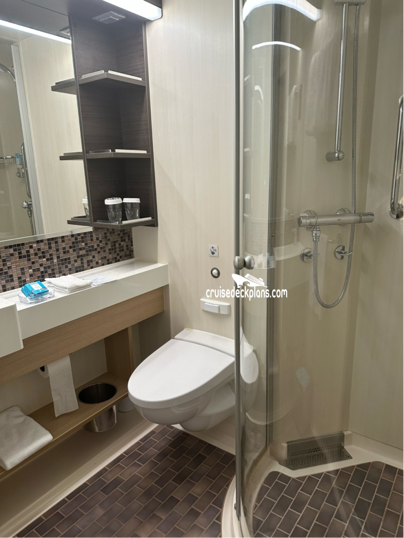 Symphony of the Seas Cabin 7284