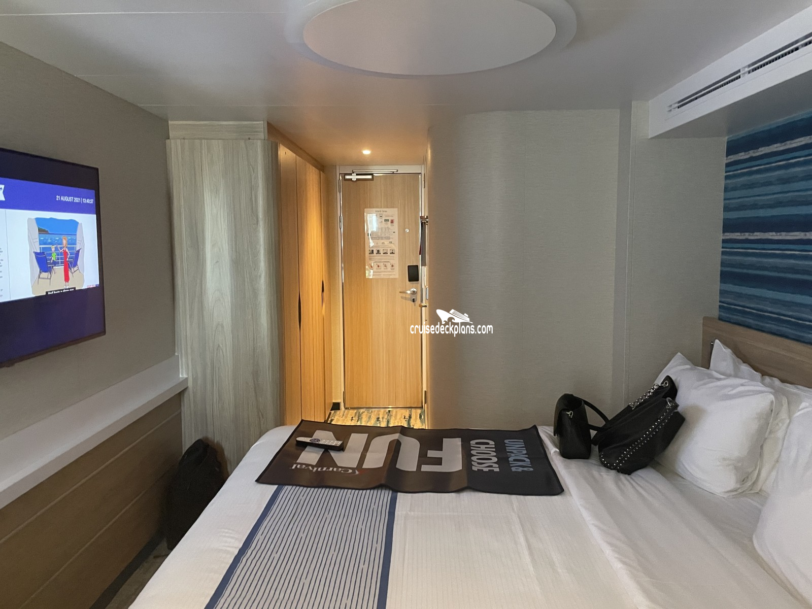 Carnival Mardi Gras Cabin 12507