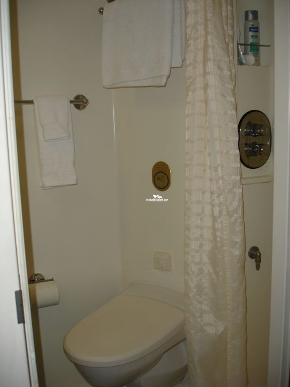 Golden Princess Cabin C330