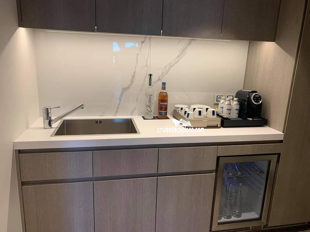 Celebrity Apex Cabin 12100