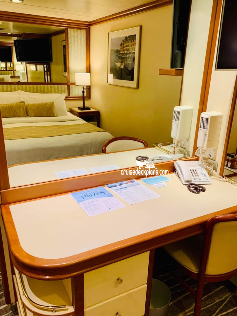 Grand Princess Interior Details and Pictures