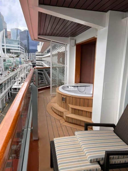 Koningsdam Pinnacle Suite Stateroom Cabins