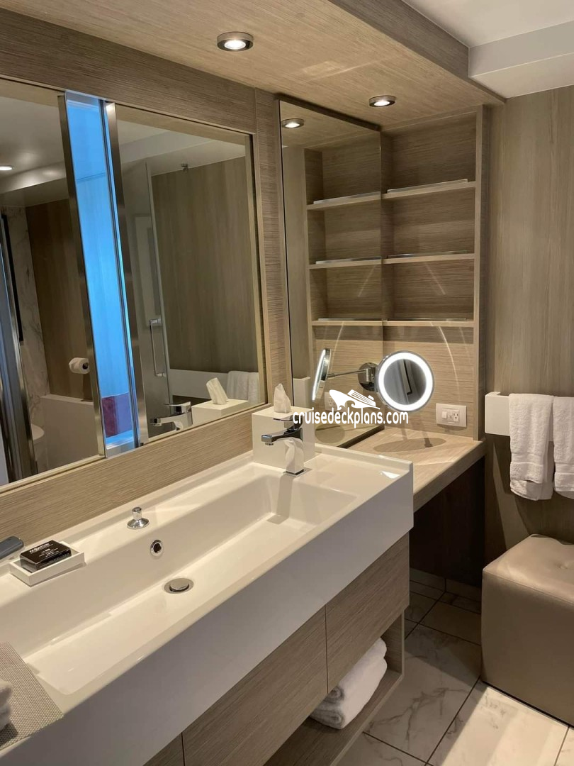 Celebrity Beyond Cabin 10109