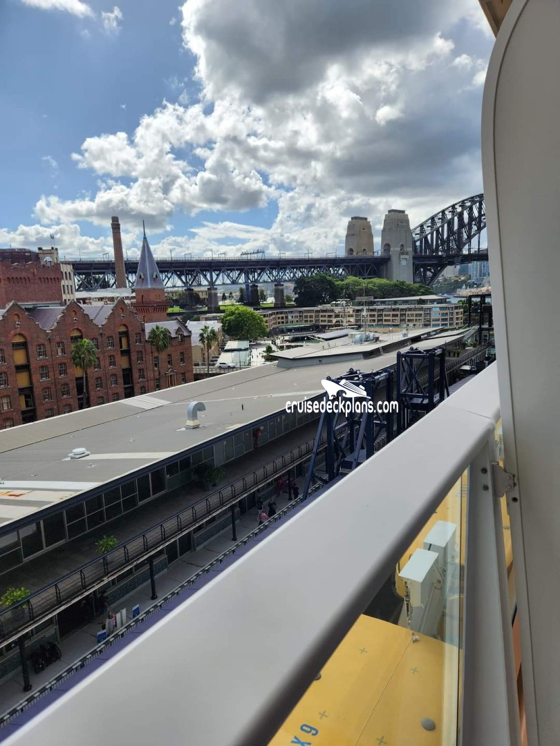Ovation of the Seas Cabin 10588
