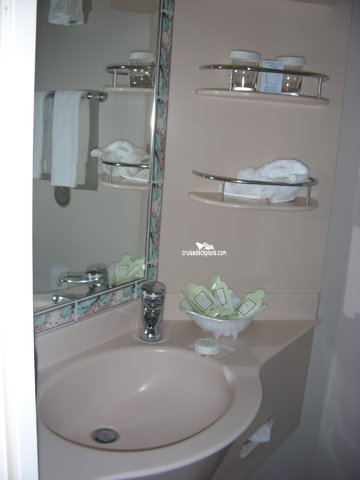 Pacific Explorer Cabin 5032