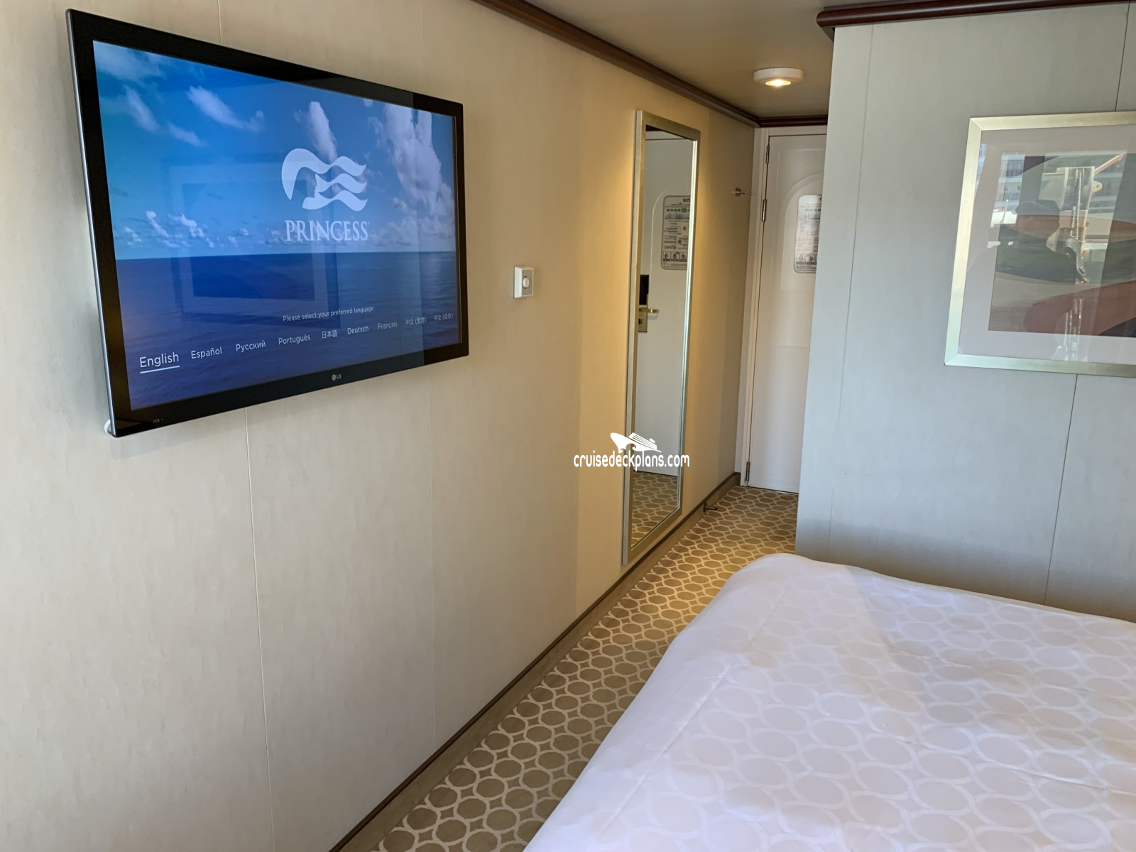 Royal Princess III Cabin E312
