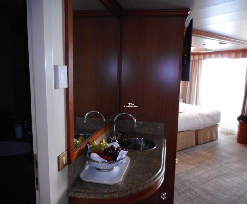 Stateroom C751 Crown Princess