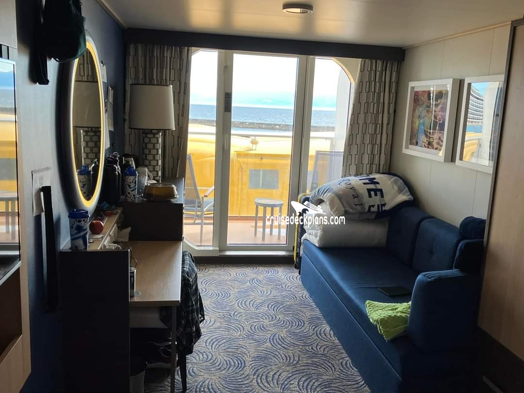 Ovation of the Seas Cabin 6668