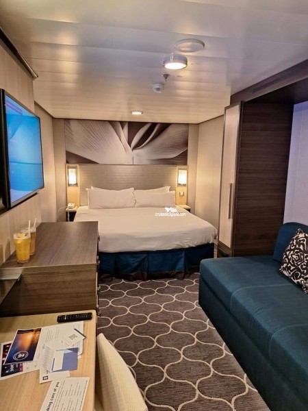 Stateroom 12627 Symphony of the Seas