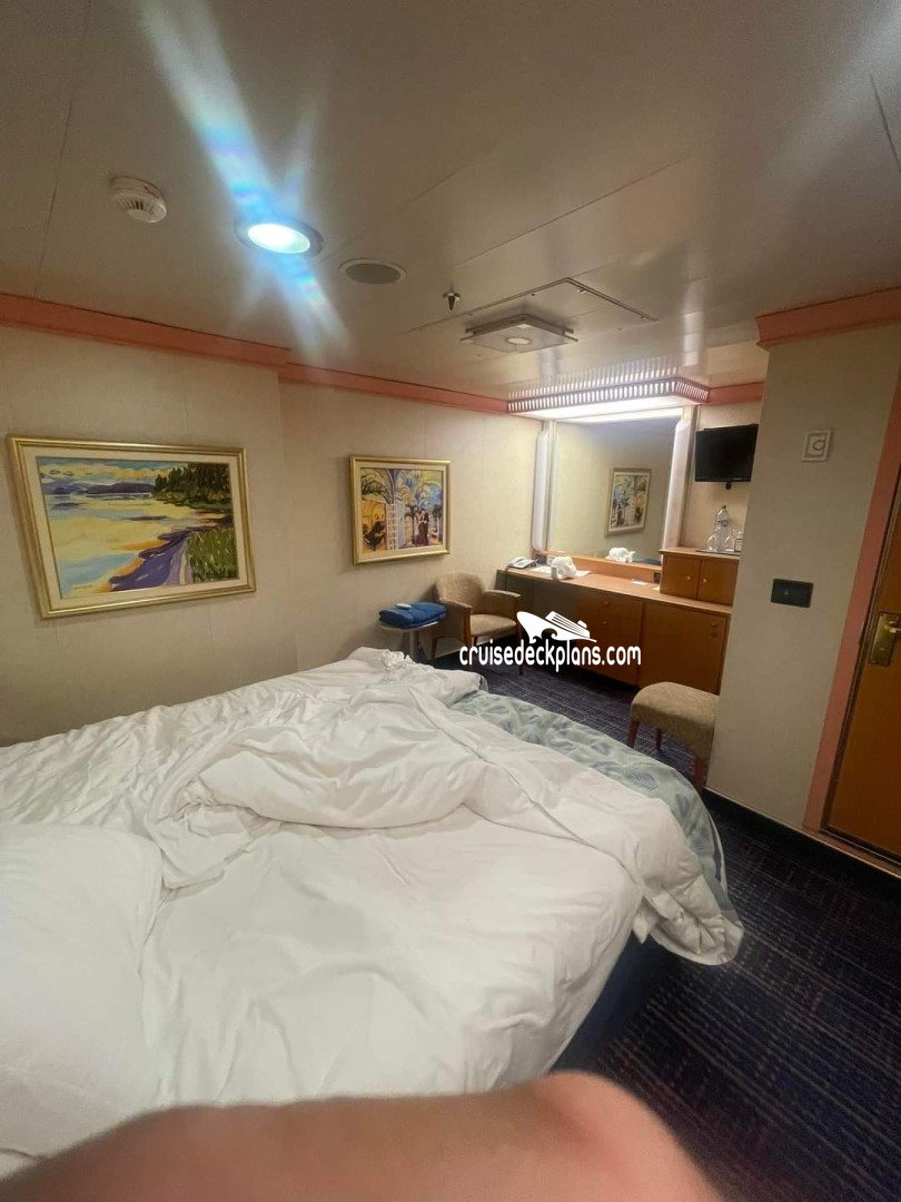Carnival Splendor Cabin 6297