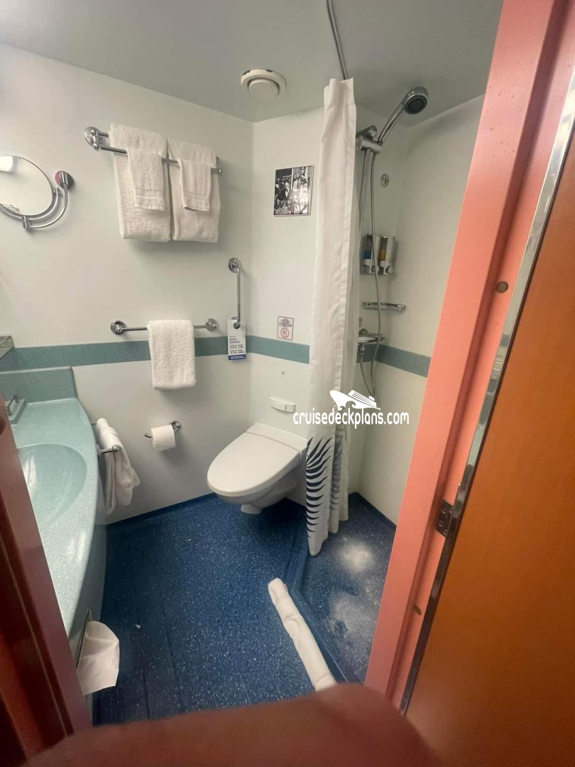 Carnival Splendor Cabin 6297