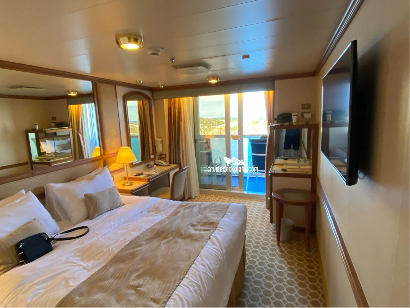 Emerald Princess Cabin B742