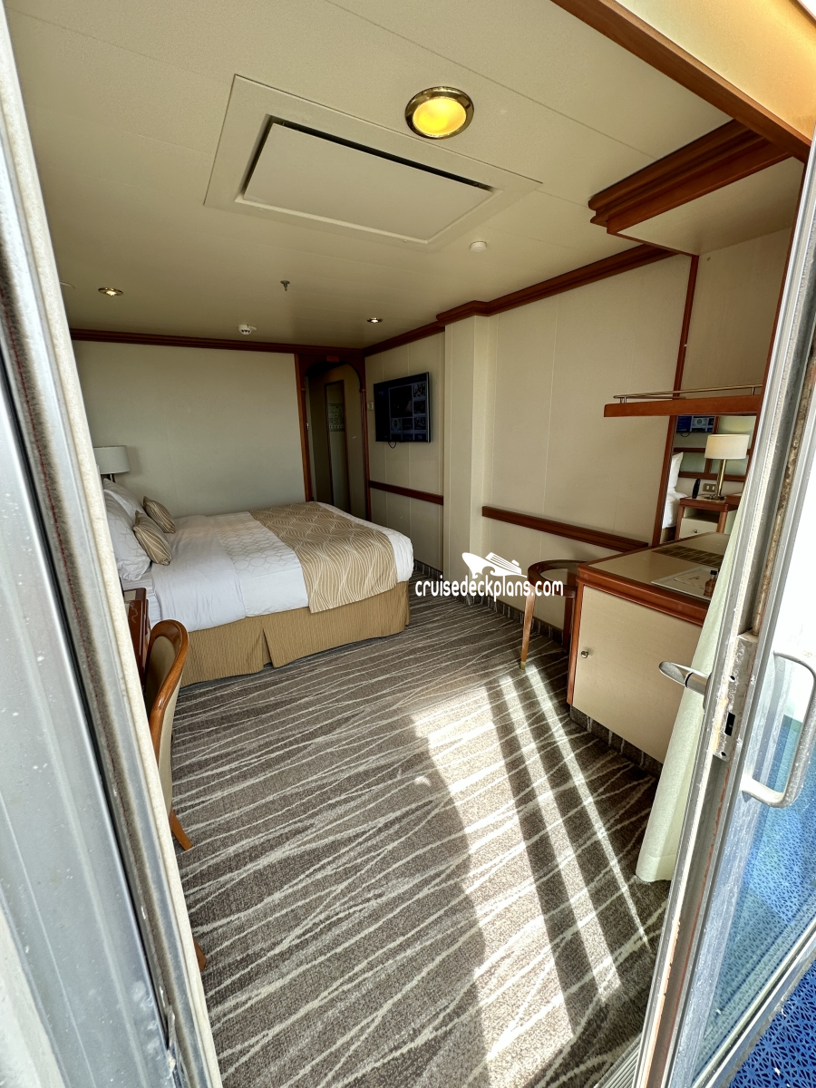 Coral Princess Balcony Details and Pictures