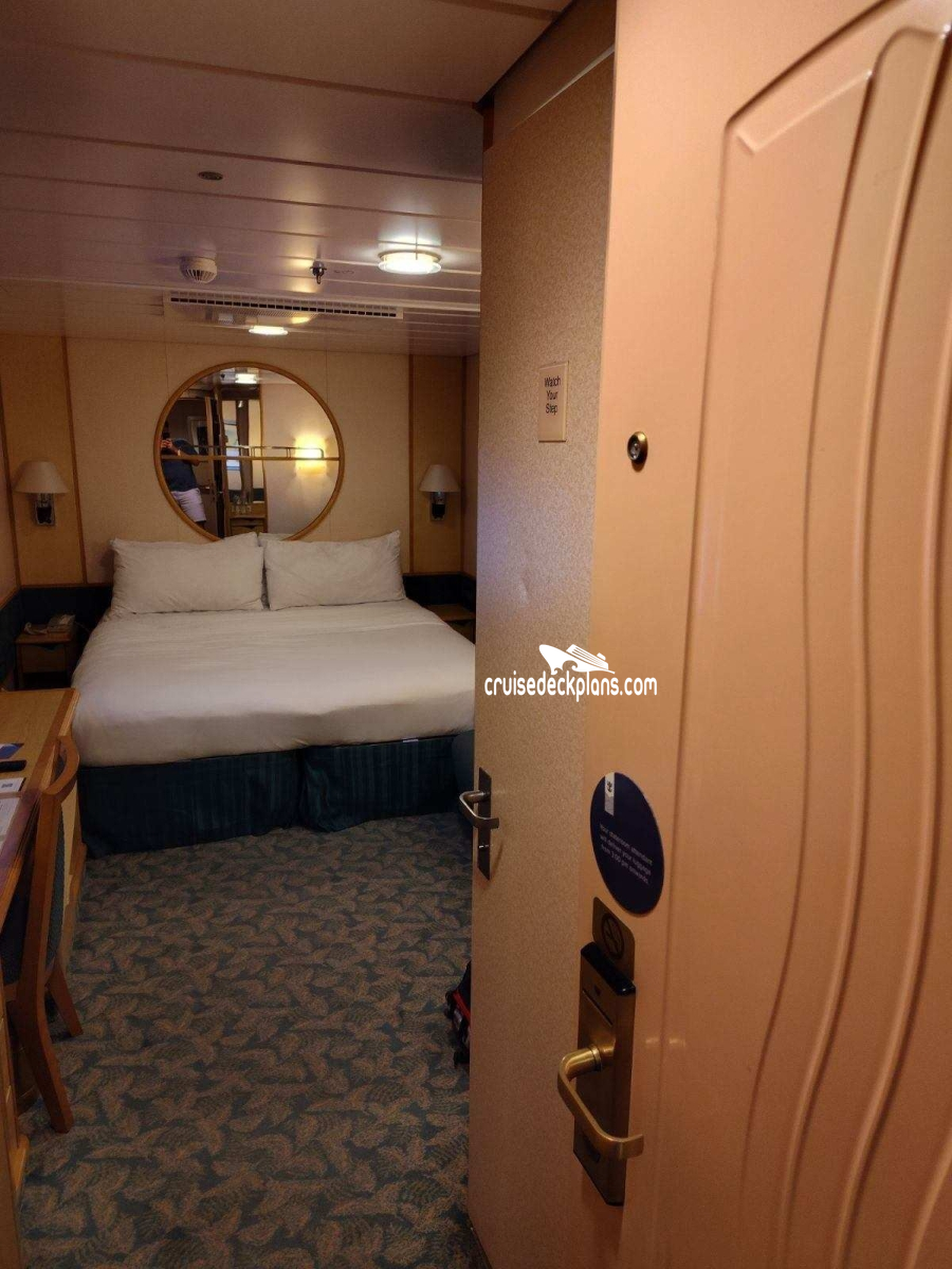 Freedom of the Seas Interior Details and Pictures