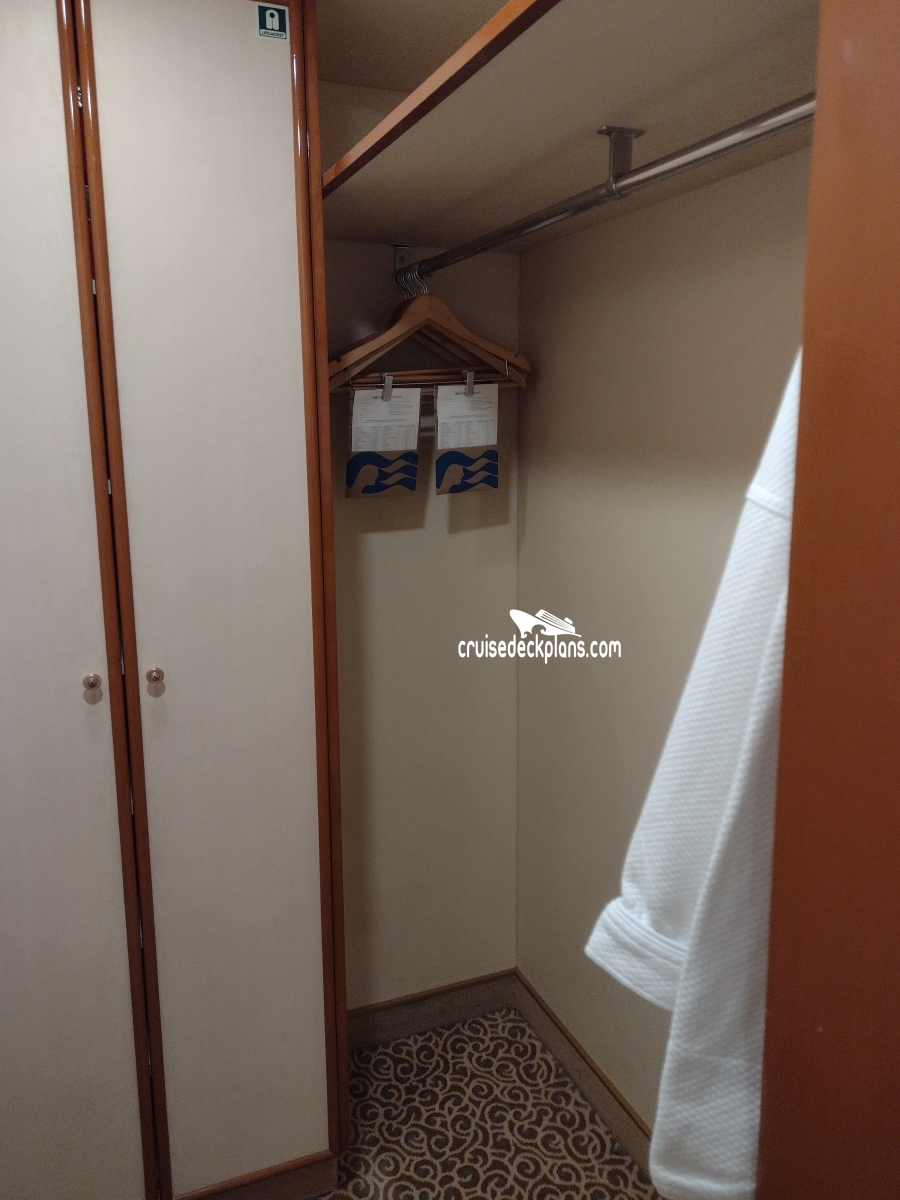 Diamond Princess Mini-Suite Details and Pictures