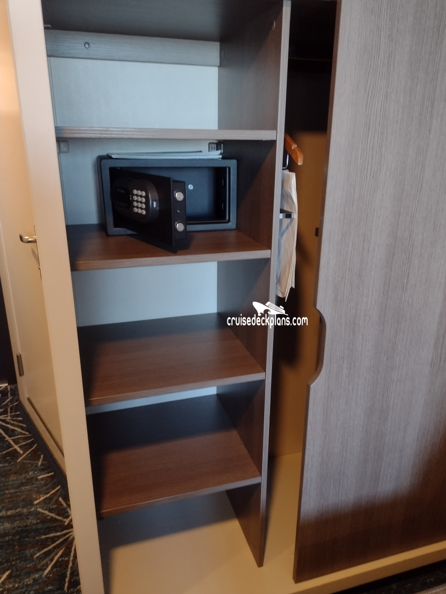 Norwegian Joy Cabin 11140