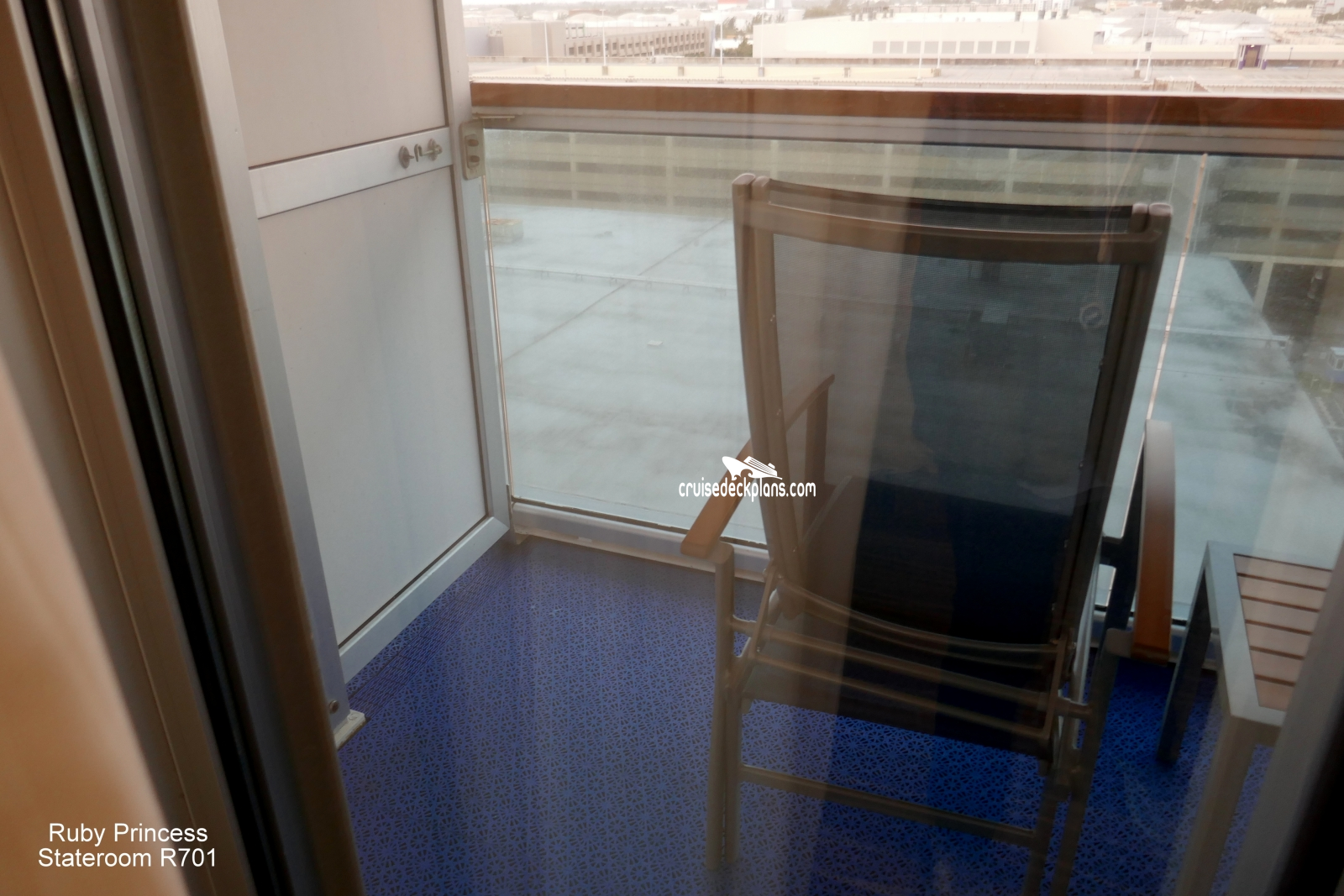 Ruby Princess Cabin R701