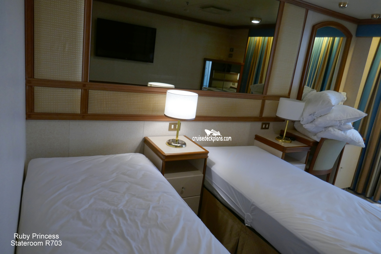 Ruby Princess Cabin R703