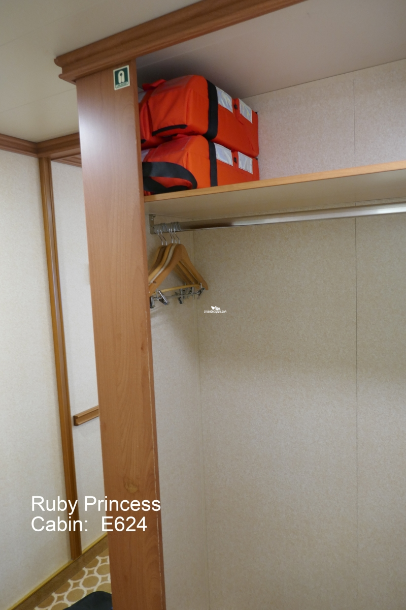 Ruby Princess Oceanview Details and Pictures