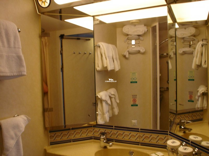 Radiance of the Seas Ultra Spacious Oceanview Stateroom Cabins