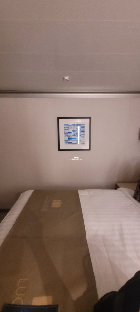 Rotterdam Interior Details and Pictures