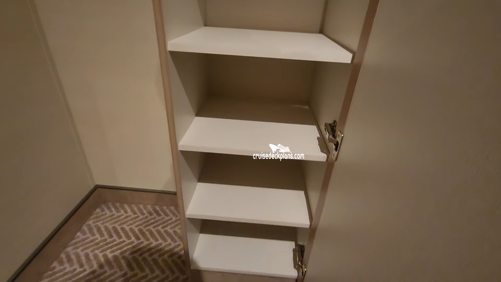 Discovery Princess Balcony Details and Pictures