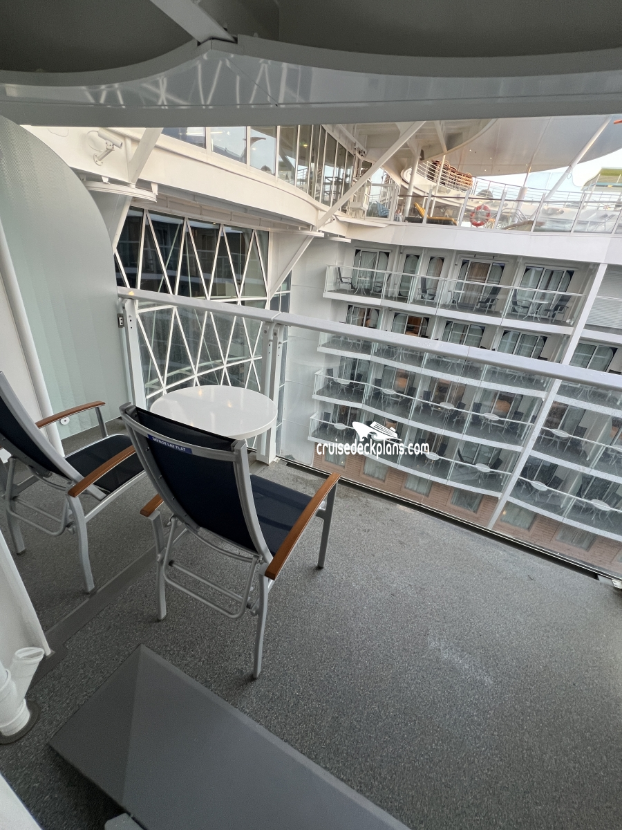 Wonder of the Seas Cabin 14651