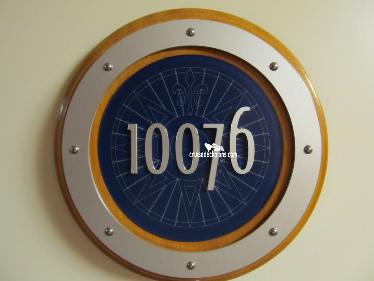 Disney Dream Cabin 10076