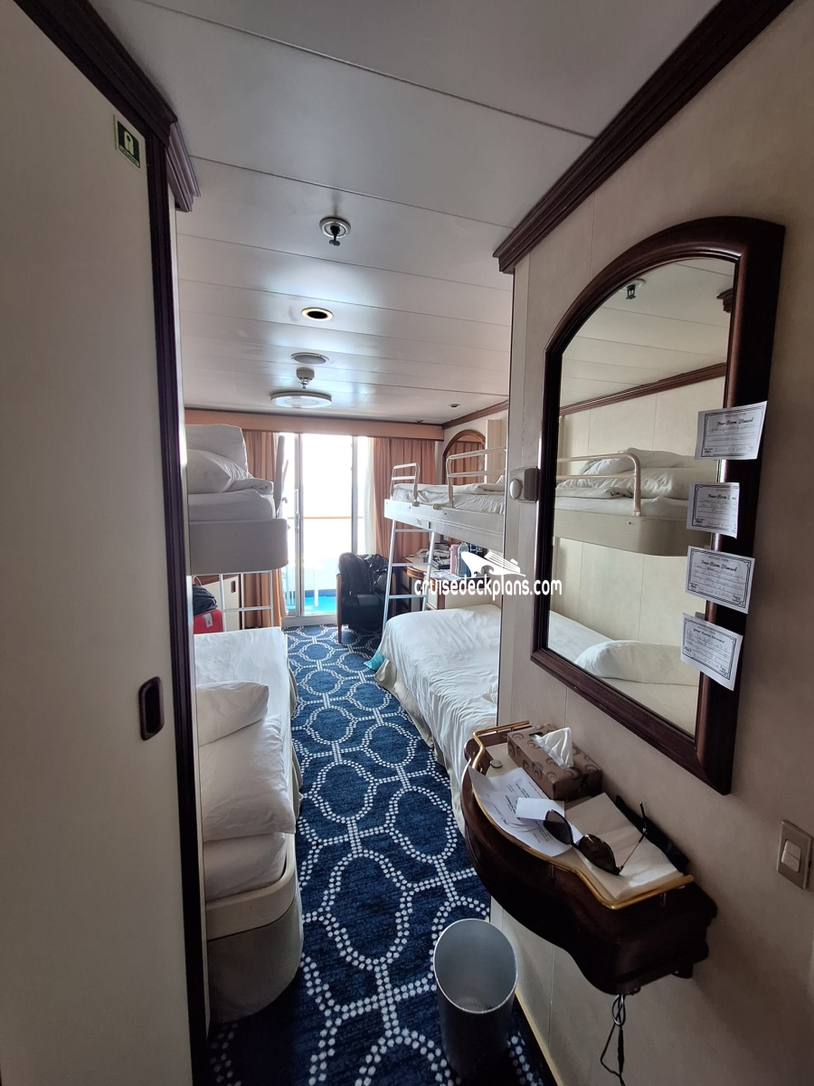 Pacific Explorer Cabin 10198
