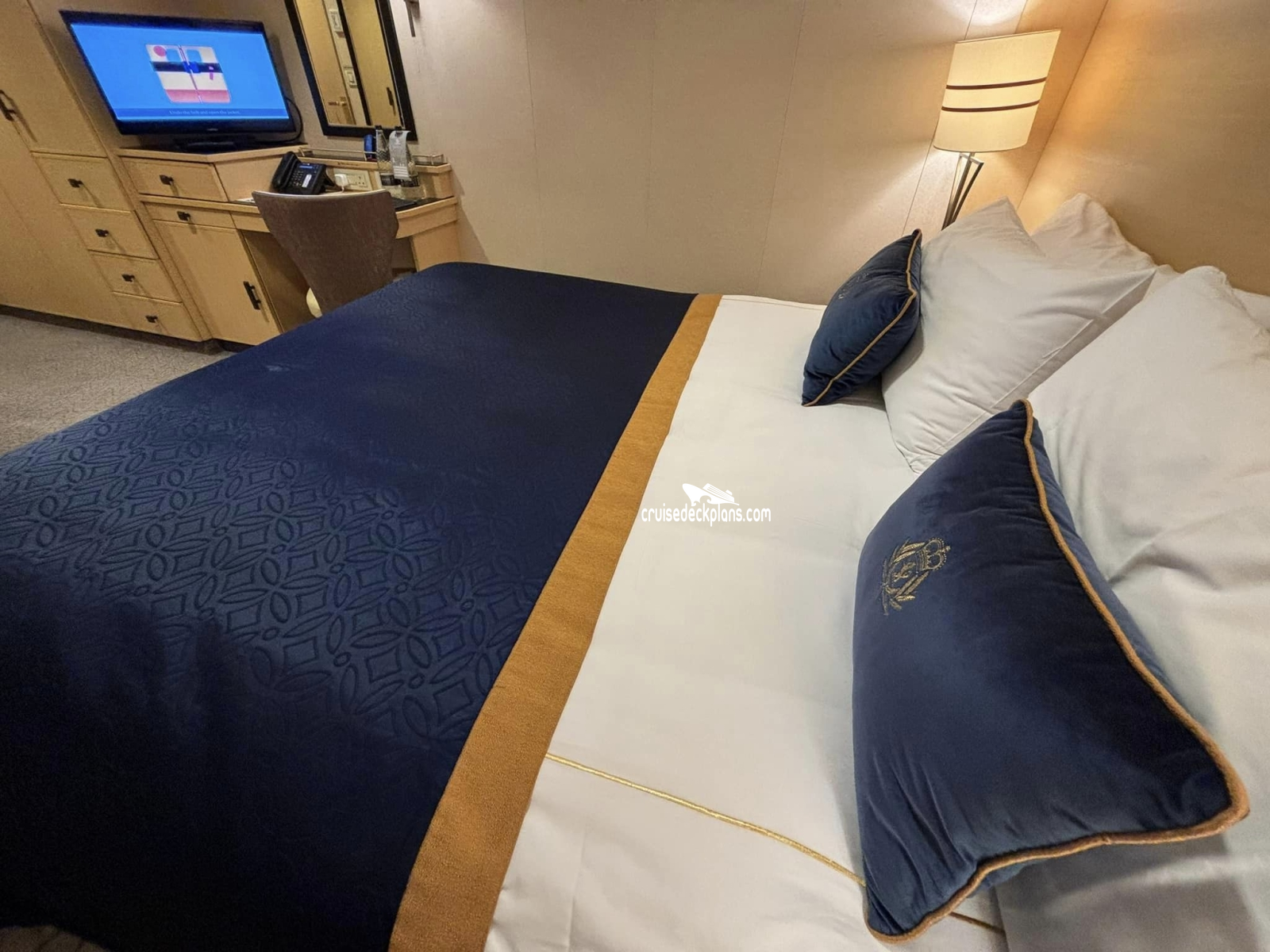 Queen Mary 2 Cabin 6217
